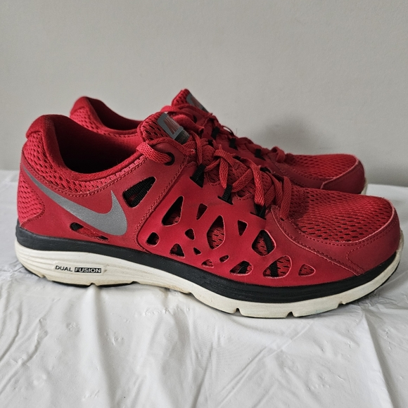 Nike | Shoes | Nike Mens Dual Fusion Run 2 Red Athletic Shoes Sneakers ...